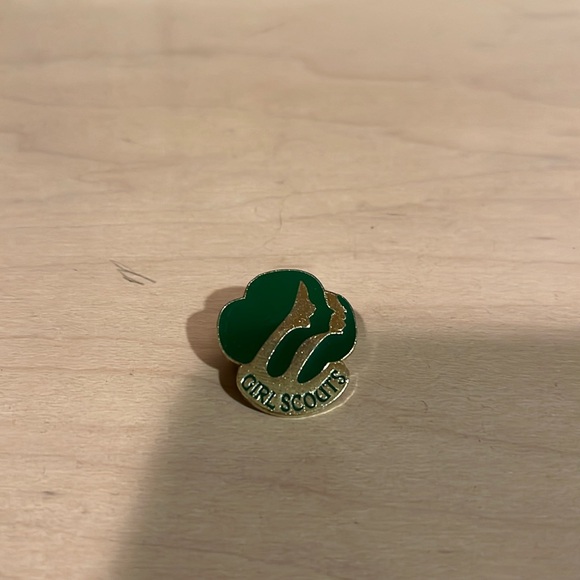 Accessories | Vintage Girl Scouts Pin | Poshmark